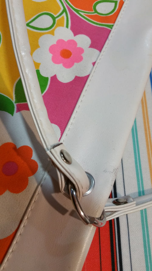 Vintage Made In Japan Flower Handbag 60's 70's – thefuzzyfelt