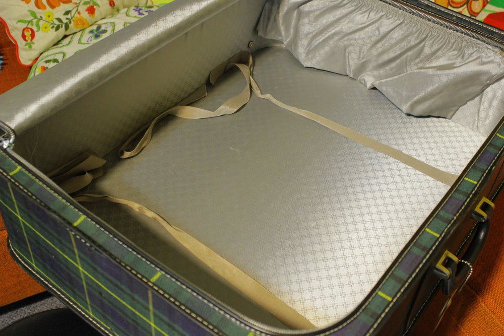 Vintage Plaid Atlantic Val-A-Pak / Grasshopper Suitcase and Garment Ba ...